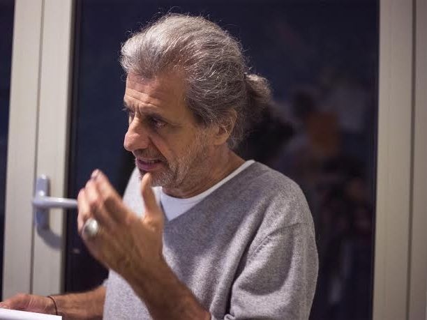 Bergonzoni: "Scrittura è qualcosa di sospeso, è luce, energia"