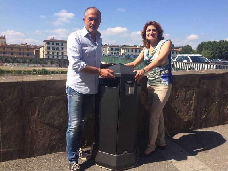 Firenze, posizionati 80 nuovi cestini nel centro storico
