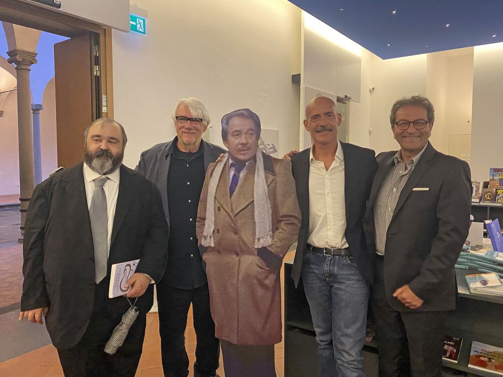 'Semplicemente Ugo', grande festa con Ricky e Gianmarco Tognazzi per il ...