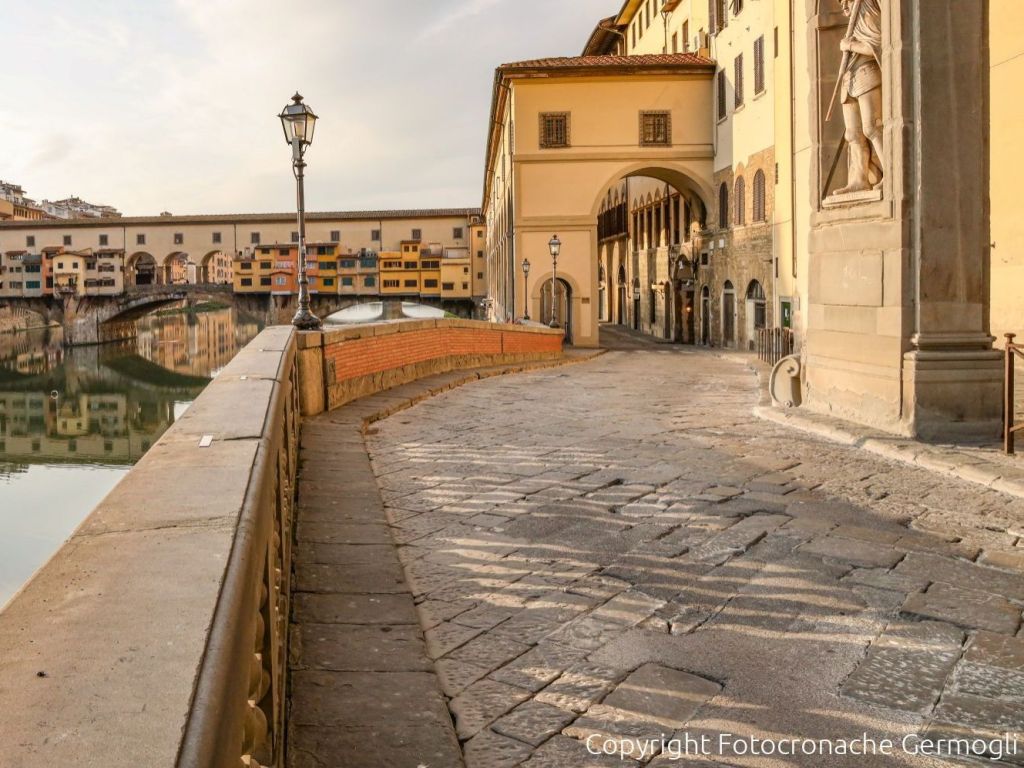 Ponte Vecchio si rifà il look, al via il restauro inedito da 2 milioni ...