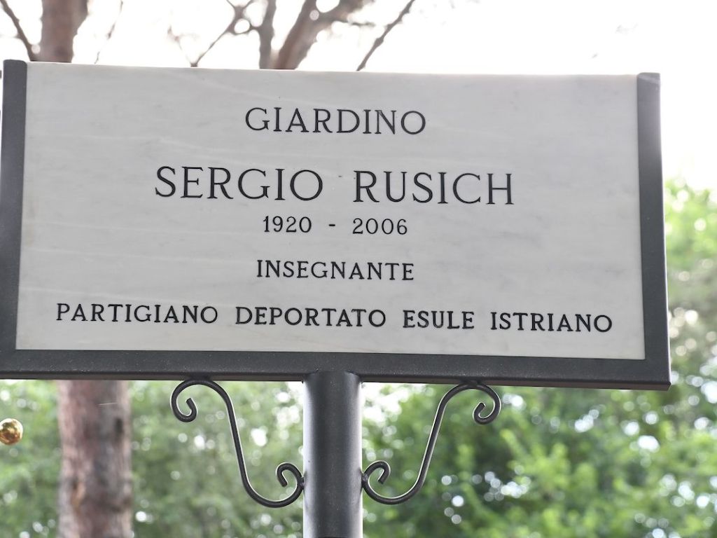 Firenze, intitolato a Sergio Rusich il giardino della scuola Montagnola