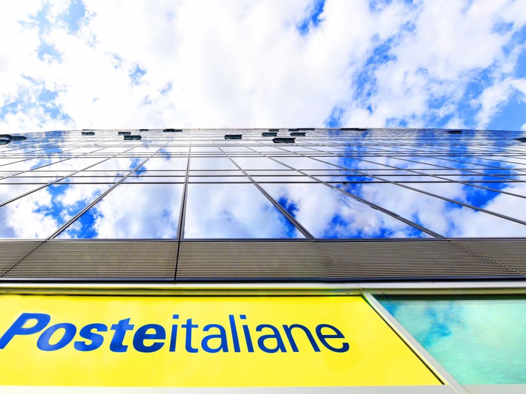 Prato, Poste italiane cerca operatori di sportello con conoscenza della ...