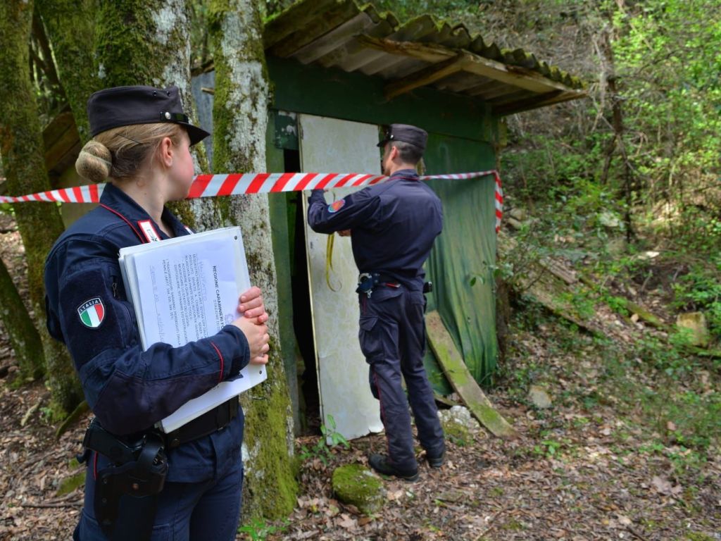 Fiesole, denunciate due persone per gestione illecita di rifiuti ...