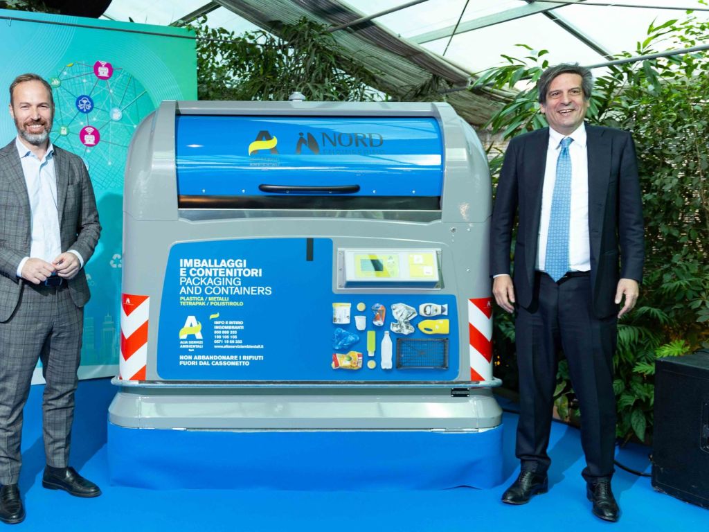Firenze, presentato 'Genius, il cassonetto intelligente 5.0'