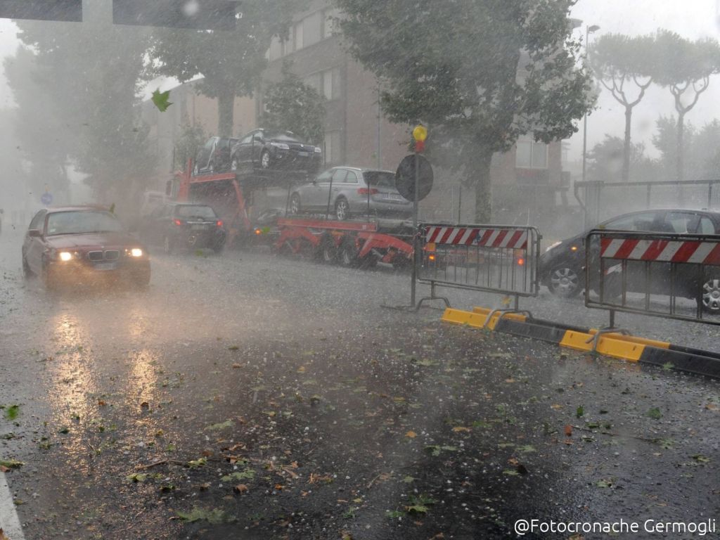 Firenze e area metropolitana, scatta l'allerta meteo per temporali forti