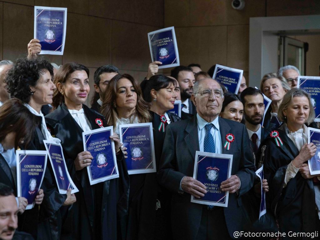 Firenze, inaugurazione anno giudiziario: protesta dei magistrati contro ...