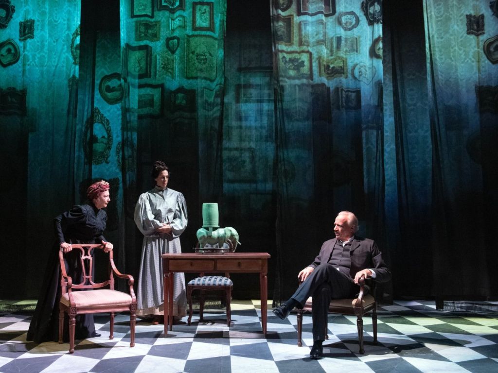 Teatro, alla Pergola in scena 'Il fu Mattia Pascal' con Geppy Gleijeses ...