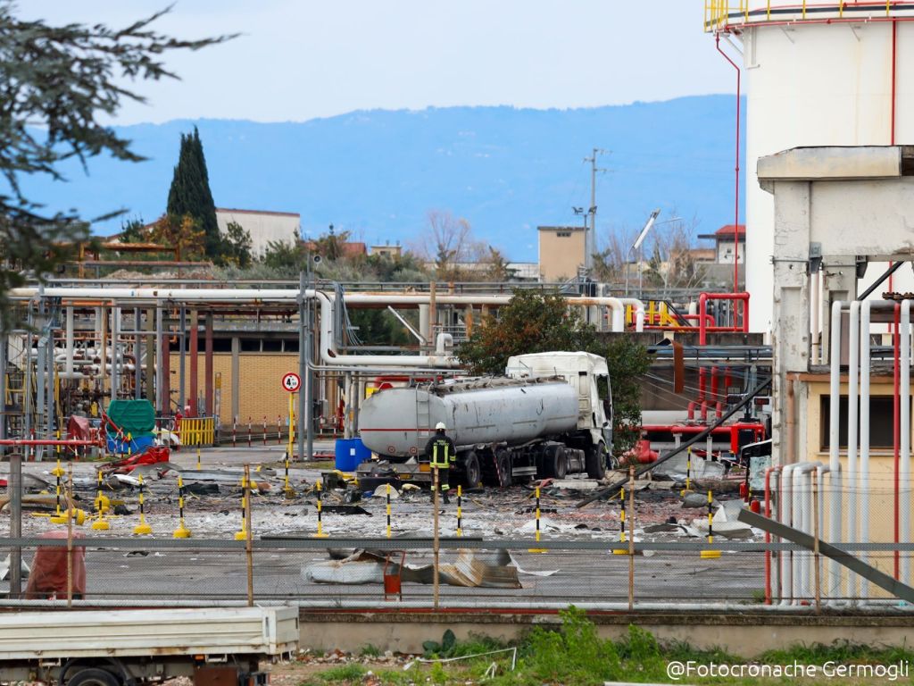 Esplosione deposito Eni a Calenzano, un nuovo indagato per disastro colposo