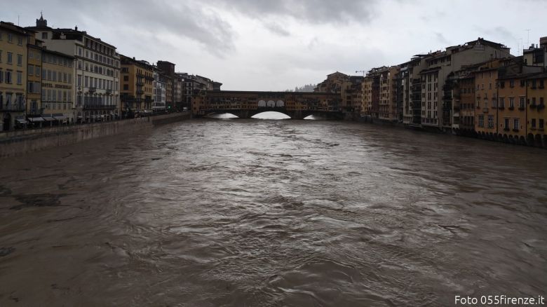Allerta rossa: a Firenze chiusi parchi, musei, mercati. Eventi ...